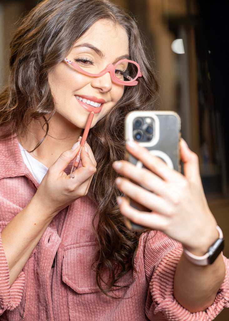 Vera Makeup Reader – I Heart Eyewear